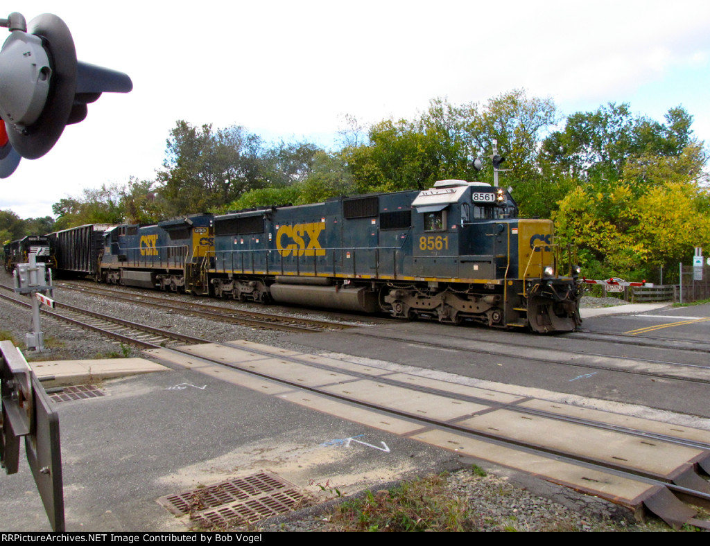 CSX 8561 and 7630